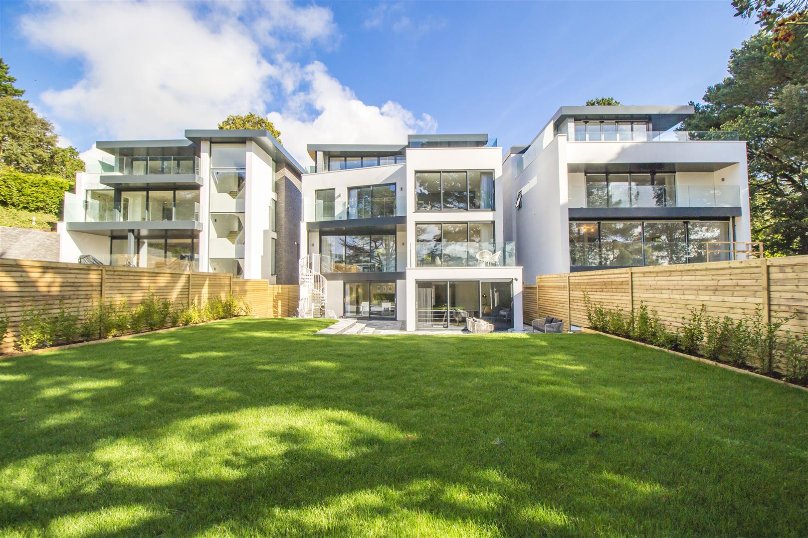 Projects | Amirez Developments